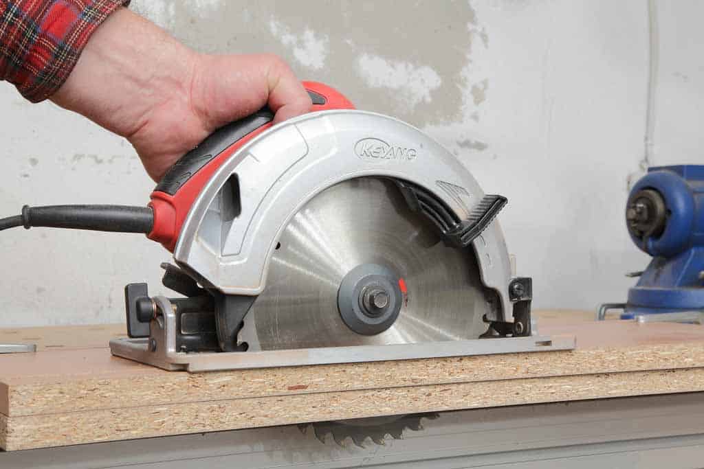 Test ręcznej pilarki do drewna Keyang CS-7S | PortalNarzedzi.pl